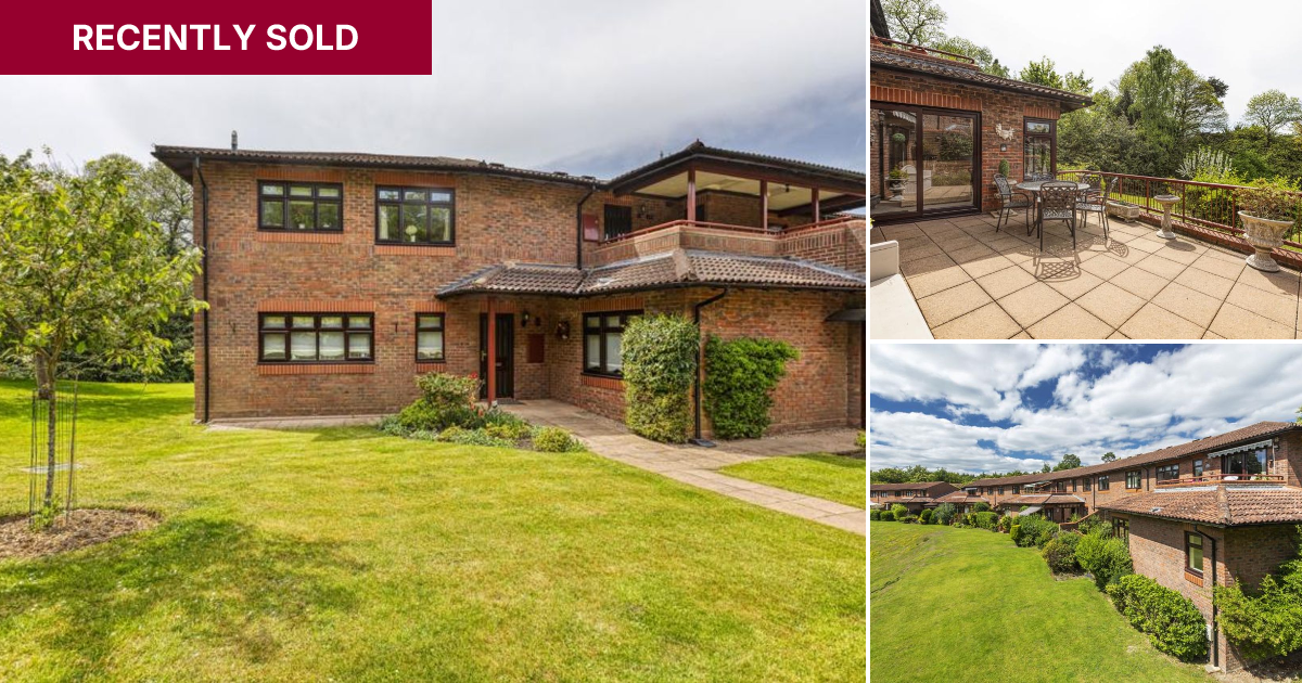 2 bed flat for sale in Virginia Beeches, Virginia Water | Buckinghams